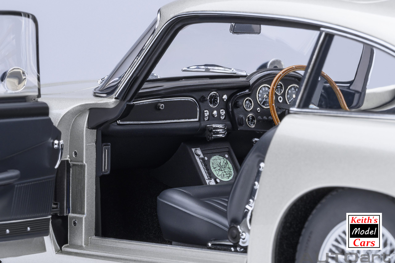 1:18 Scale AUTOart Models Aston Matin DB5 in Silver - "James Bond ...